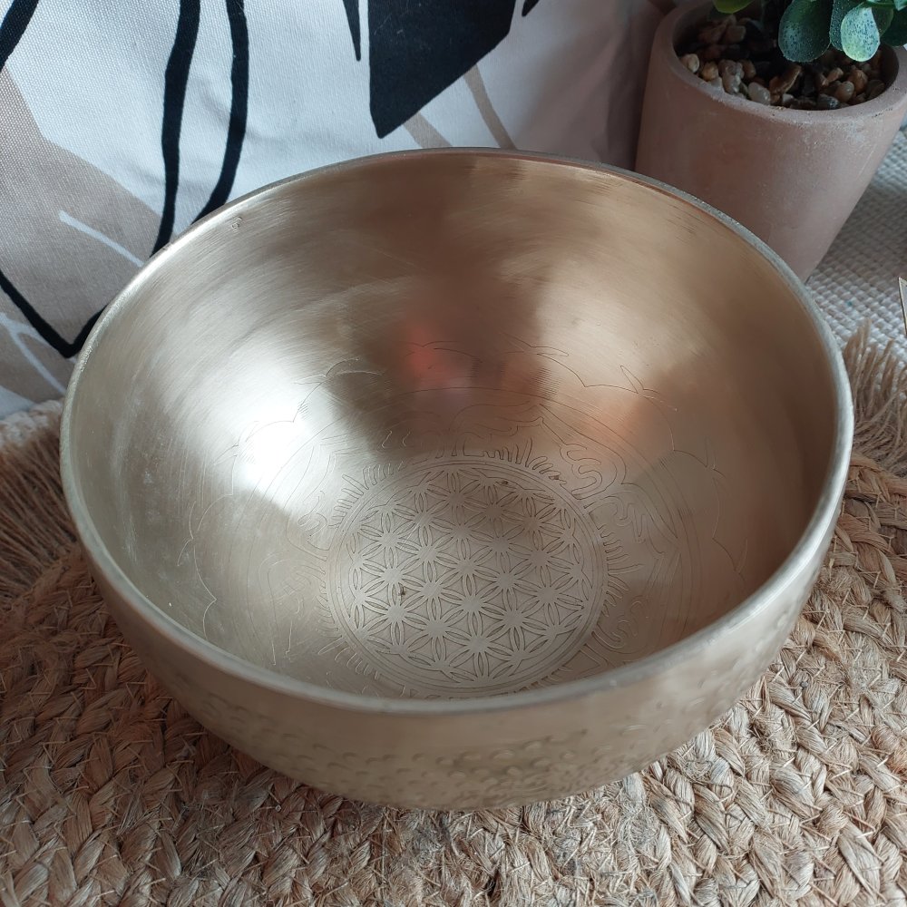 Tibetská mísa Květ života 698 g :: Meditační nástroje