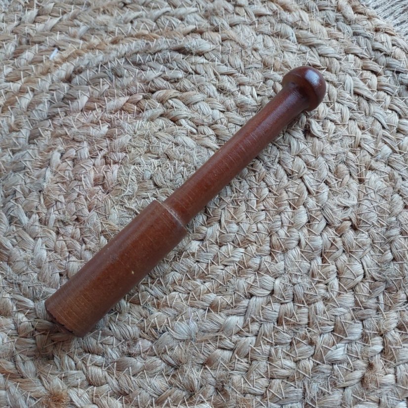 Malá palička na tibetskou mísu dřevěná :: Meditační nástroje